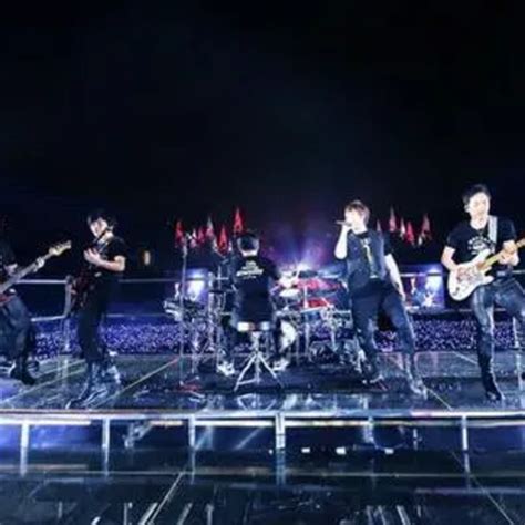 五月天演唱会29名倒票人员被处理！开售日，5秒30万张门票秒空演出黄牛歌迷针对“五月天”演唱会，北京警方已依法打击处理倒票
