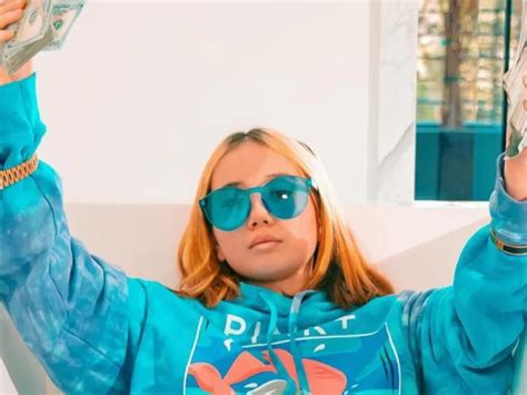 Murió la famosa rapera Lil Tay a los años y los detalles son dramáticos La