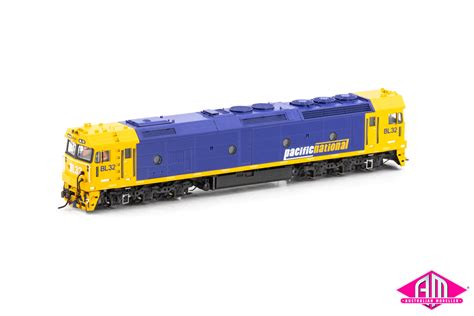 Bl Class Locomotive Bl32 Pacific National Intermodal Blue And Yellow Lar