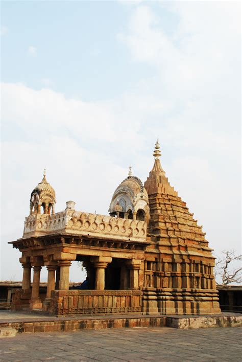 Chausath Yogini Temple Jabalpur Address Timing History Images Travel
