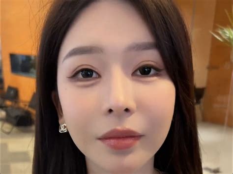 假装跟老板说相当爸爸，看看她什么反应 曼曼是老板 曼曼是老板 哔哩哔哩视频