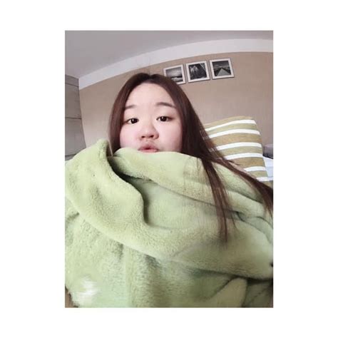 黃兒 Pupu129 • Threads Say More