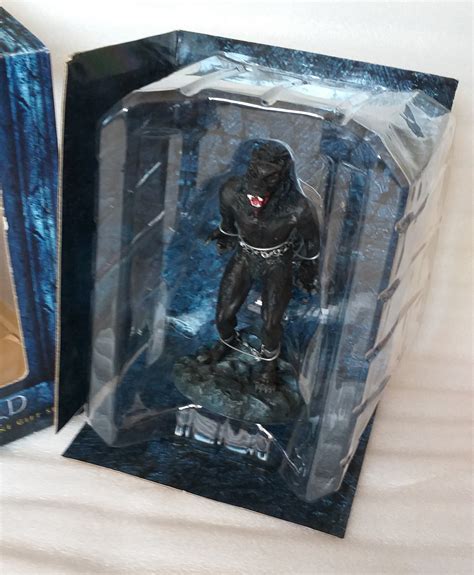 Underworld Viktor Crest