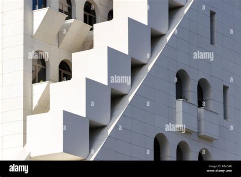 Le Mélange De Formes Et De Formes De Multiplication Dans L