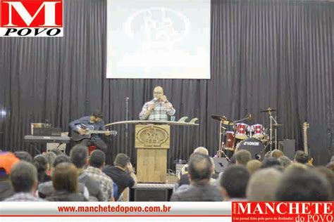 Teto De Barro Bola De Neve Inaugura O Novo Templo