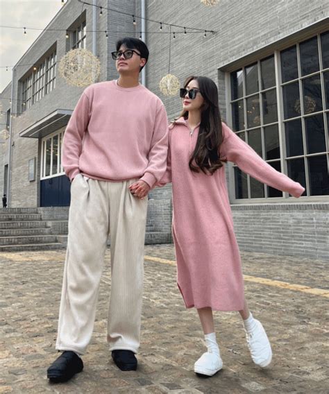 봄까지쭉 단독초특가 사계절 남녀공용 핑크 파스텔 니트 맨투맨 니트원피스 롱원피스 봄 가을 겨울 데일리 꾸안꾸 시밀러룩 커플룩 강추 신상 특가 에이블리