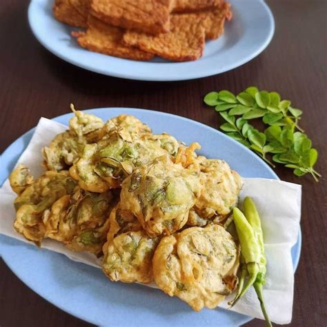 Resep Bakwan Daun Kelor Takjil Buka Puasa