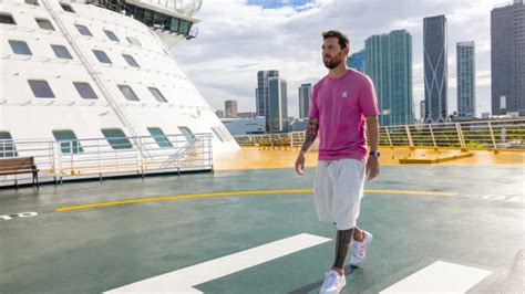 Leo Messi Se Convierte En El Icono Del Nuevo Barco De Cruceros Más