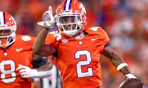 Swinney Says Nate Wiggins Play Was Inspiring On A Long Senior Day