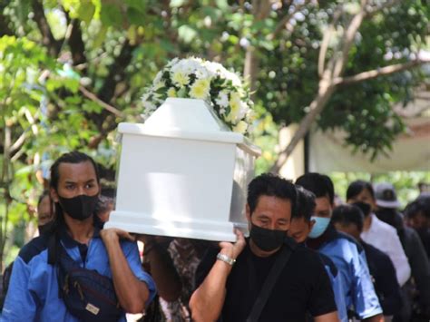 Jadi Korban Pembunuhan PNS Ini Dimakamkan Tanpa Kepala GenPI Co JATENG
