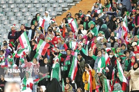 ویدیو اولین حضور زنان در بازی‌های لیگ‌برتر در خارج از تهران ایسنا