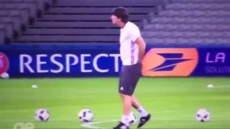 Novi Snimak Loew Ne Namjerava Da Prestane Sa Gadostima Sportsportba