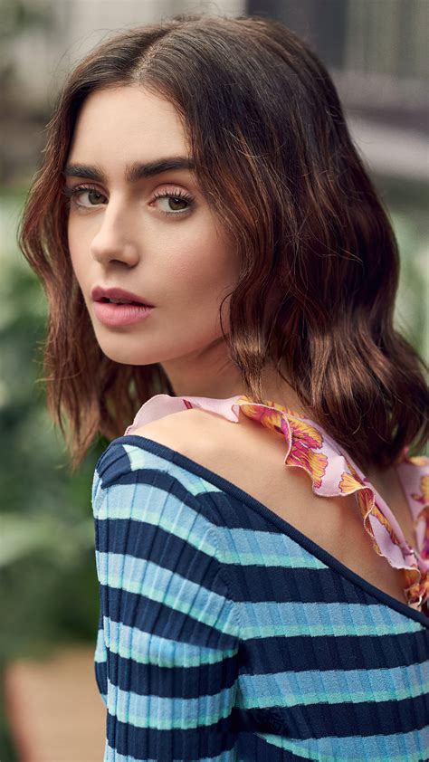 Lily Collins Photoshoot Hd