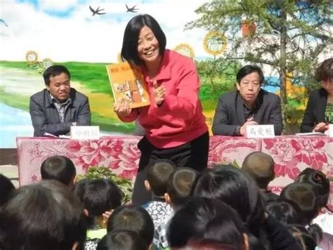 请为邢台县“悦读引路人”樊青芳女士投票丨2017年“感动邢台”年度人物评选开始啦丨