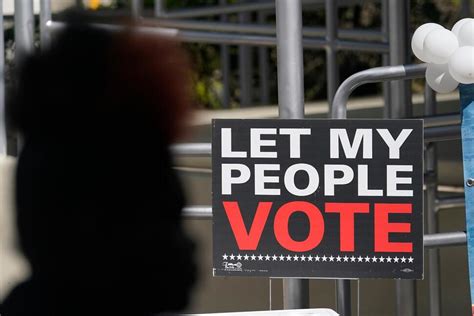 Election Day Saw Few Major Problems Despite New Voting Laws