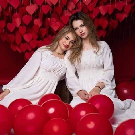 كوني كي بنات مسلسل اخواتي لانا ولين Facebook