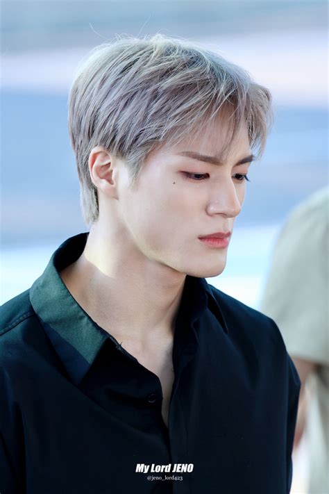 더쿠 제노는 아무래도 짦머완반깐수트 박제해야할 것 같음