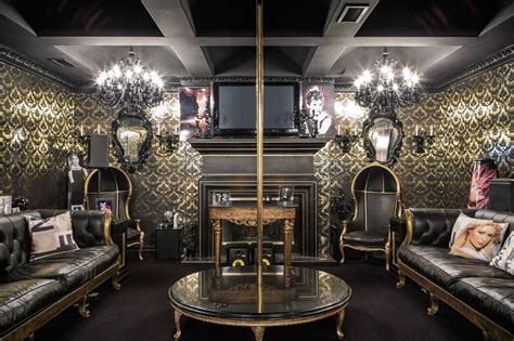 Private Club Room
