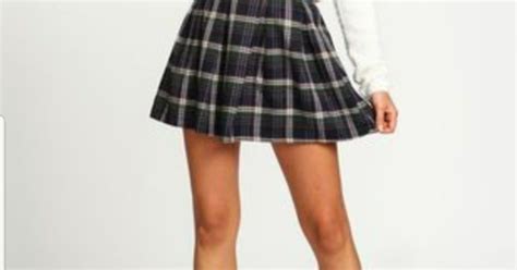 Do You Prefer A Miniskirt Or Jean Shorts On A Girl Girlsaskguys