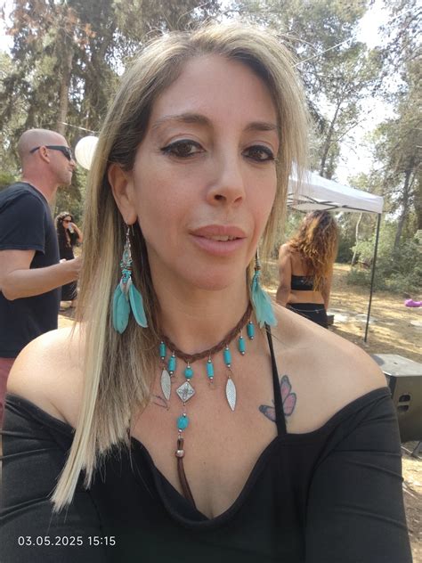 הילה גל סידר ‎הילה גל סידר‎ Updated Her Cover Photo