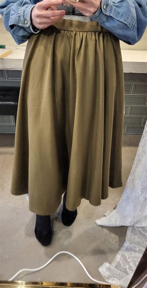 플레어 모직 롱스커트 세컨웨어헬로마켓