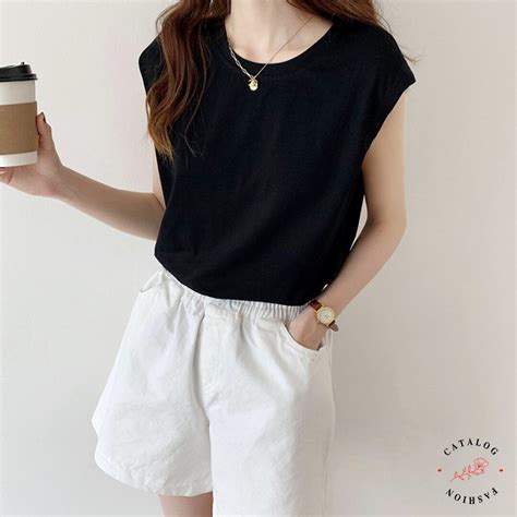 🔥ราคาถูกที่สุด🔥เสื้อยืดคอกลมแขนกุด สีพื้น 6 สี รุ่นเย็บขอบแขน Lazada