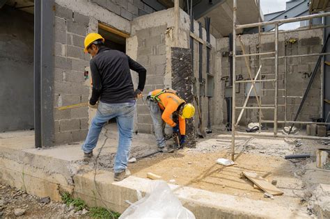 Trabajos En El Estadio Aristocles “toco” Castillo Con Paso Firme
