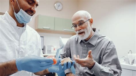 Dentadura Fixa Como Funciona Esse Tratamento Clinica OralDents