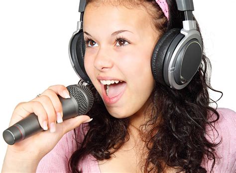 Tips On How To Enhance And Improve Your Singing Voice FLUX MAGAZINE