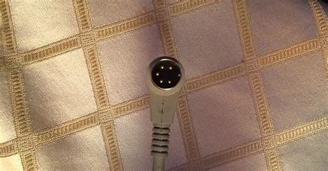Ibm Model M Keyboard With A 240 Degree 5 Pin Connector Help Album
