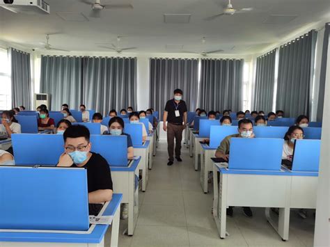 2022年住院医师规范化培训结业考核安徽卫生健康职业学院考点专业理论考核圆满结束 安徽卫生健康职业学院