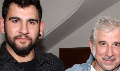 Στο νοσοκομείο ο γιος του Πέτρου Φιλιππίδη Δημήτρης ΕΙΚΟΝΑ