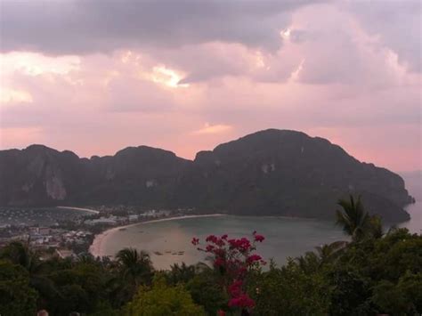Pin By Peachy Bl00d On Sky Scenery Landscape Pretty Places