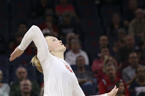 Arizona Volleyball Fights But Falls To No 21 Washington State