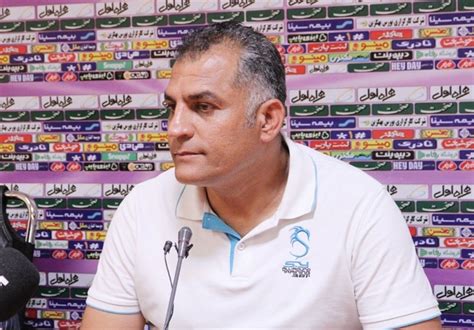 مربی پیکان امیدوار نیستیم، صد درصد در لیگ برتر می مانیم تیم های بالای