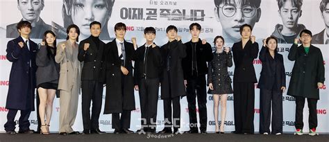[덕샷] 하병훈 감독과 출연진 이재 곧 죽습니다 파이팅