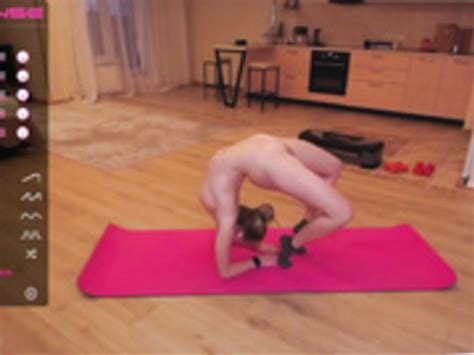 Kasta Hulk 2022 11 05 Naked Gymnastics