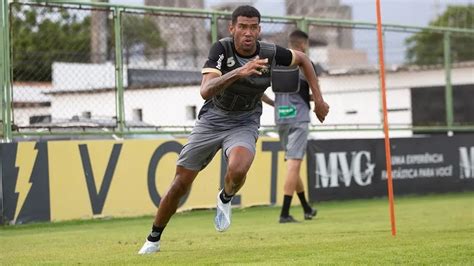 Ceará Acerta Venda De Zagueiro Jefferson Ao Botafogo Veja Valor