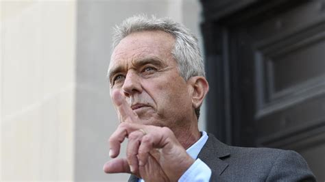 Donald Trump Escolhe Antivacina Robert F Kennedy Jr Para Ser