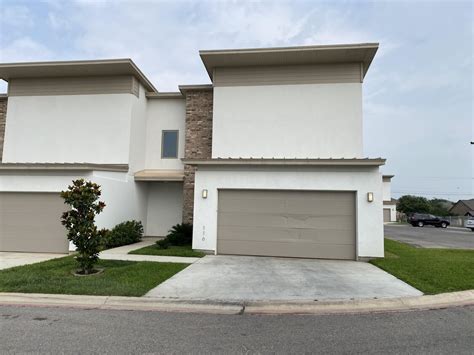 10902 International Blvd Unit 116 Laredo Tx 78045 Condo For Rent In