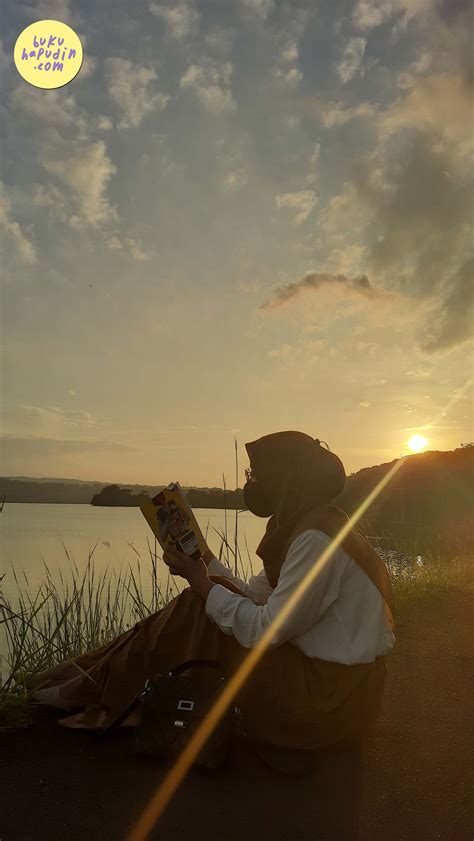 Resensi Novel Convenience Store Woman Gadis Minimarket Sayaka