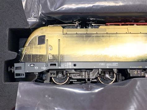 Lokomotiva Railad Taurus SŽ 541 101 Limited Edition Swarovski