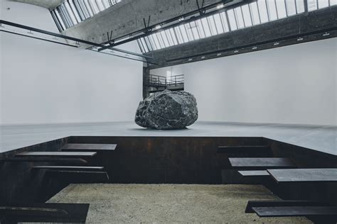 Kobikiyama — Michael Heizer