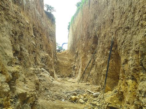 කුඩා ජල විදුලි බලාගාර මාෆියාව නැවත හිස ඔසවයි සුරකිමු ගංගා වෙනුවට වනසමු ගංගා Vikalpa