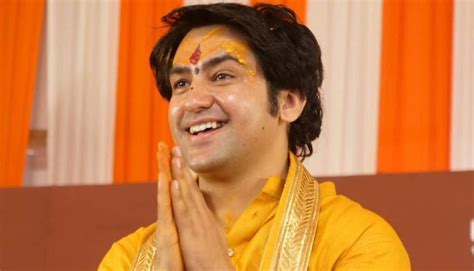 Bageshwar Dhams Dhirendra Shastris Stand On Hindu Rashtra Triggers