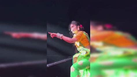 Gautami Patil Viral Gautami Patils Lavani Dance Video Goes Viral