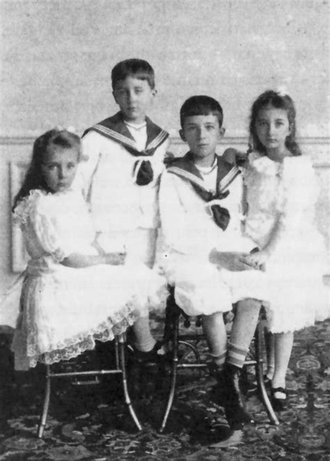 Детская фотосессия Евдокии и Надежды Болгарских Ru Royalty — Livejournal