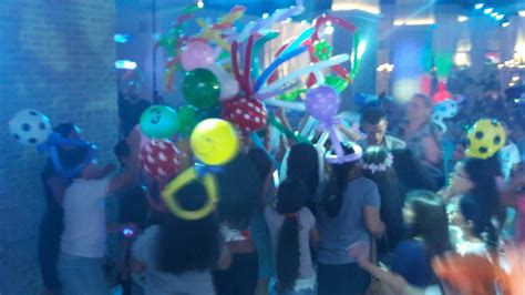 בלונים לולי שבלולי הפעלות לימי הולדת ואירועים ובלונאית