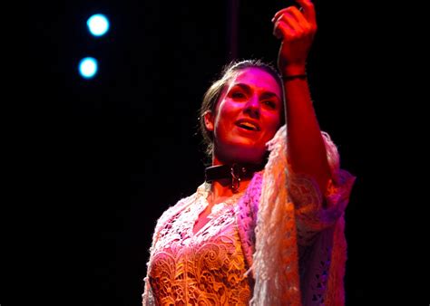 Pictures Of Caroline Kinsolving