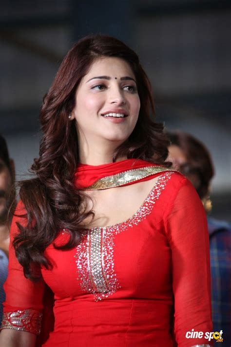 Shruti Haasan In Yevanda Movie Stills 1 Most Beautiful Indian Actress Indian Celebrities